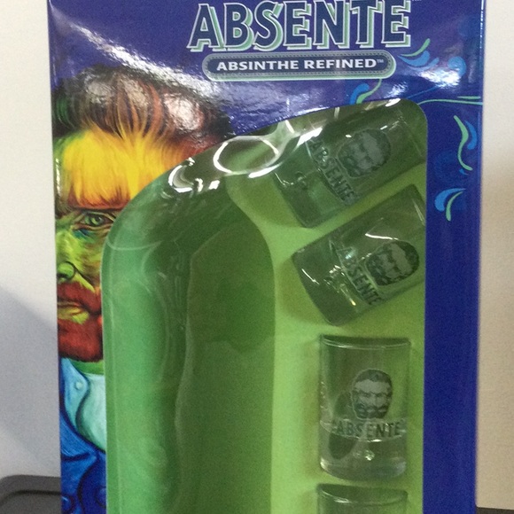Absente | Dining | New 4 Shot Glasses Glow In The Dark Absente Gift Box ...